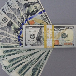 10 Stacks of Fake Benjamins | drunkMall